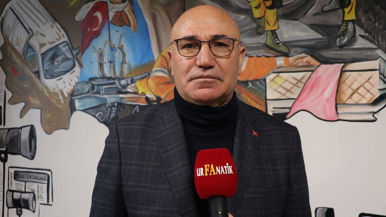 21 Saat Boyunca Kesintisiz Yüzdü: Şanlıurfa Milletvekili Mahmut Tanal ...