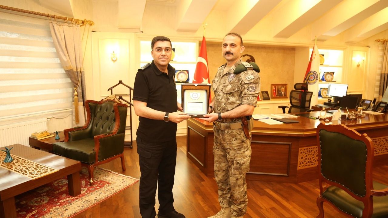 Şanlıurfa’dan Adana’ya Atanan Özel Harekat Amiri Mustafa Ekici’ye ...