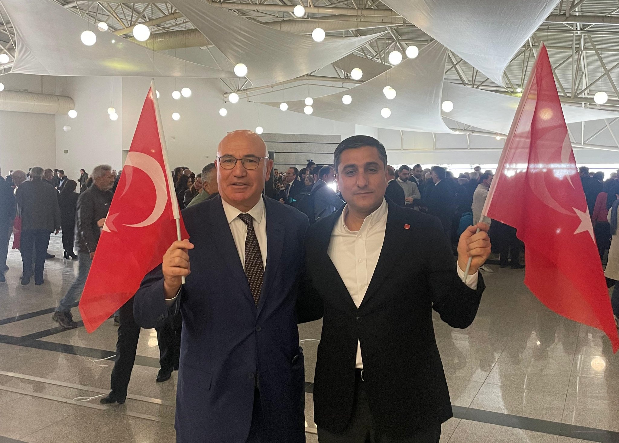 Hastaneye Kaldırılan Mahmut Tanal’ın Son Durumu - Urfa Haberleri