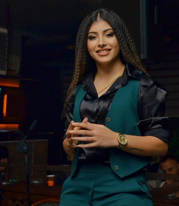 Şarkıcı Aynur Polat kimdir? Aslen nereli, kaç yaşında, evli mi, eşi kim ...