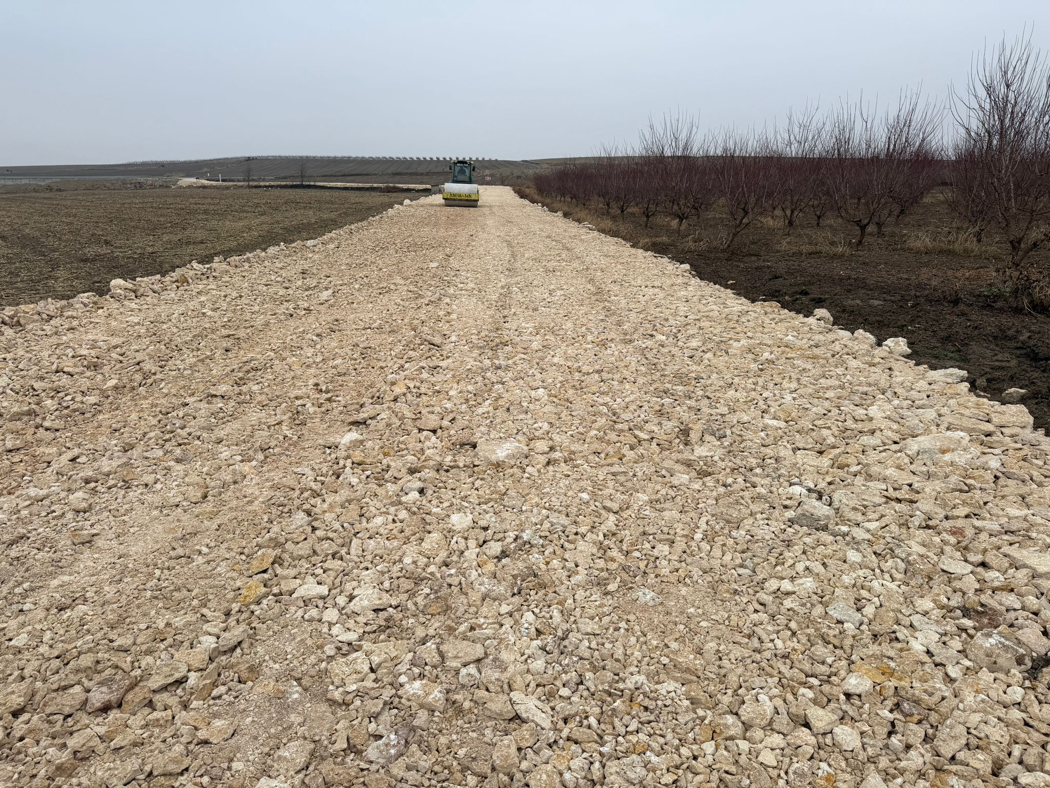 Karaköprü Kırsal Mahallelerinde Yol Yapım Çalışmaları Devam Ediyor ...